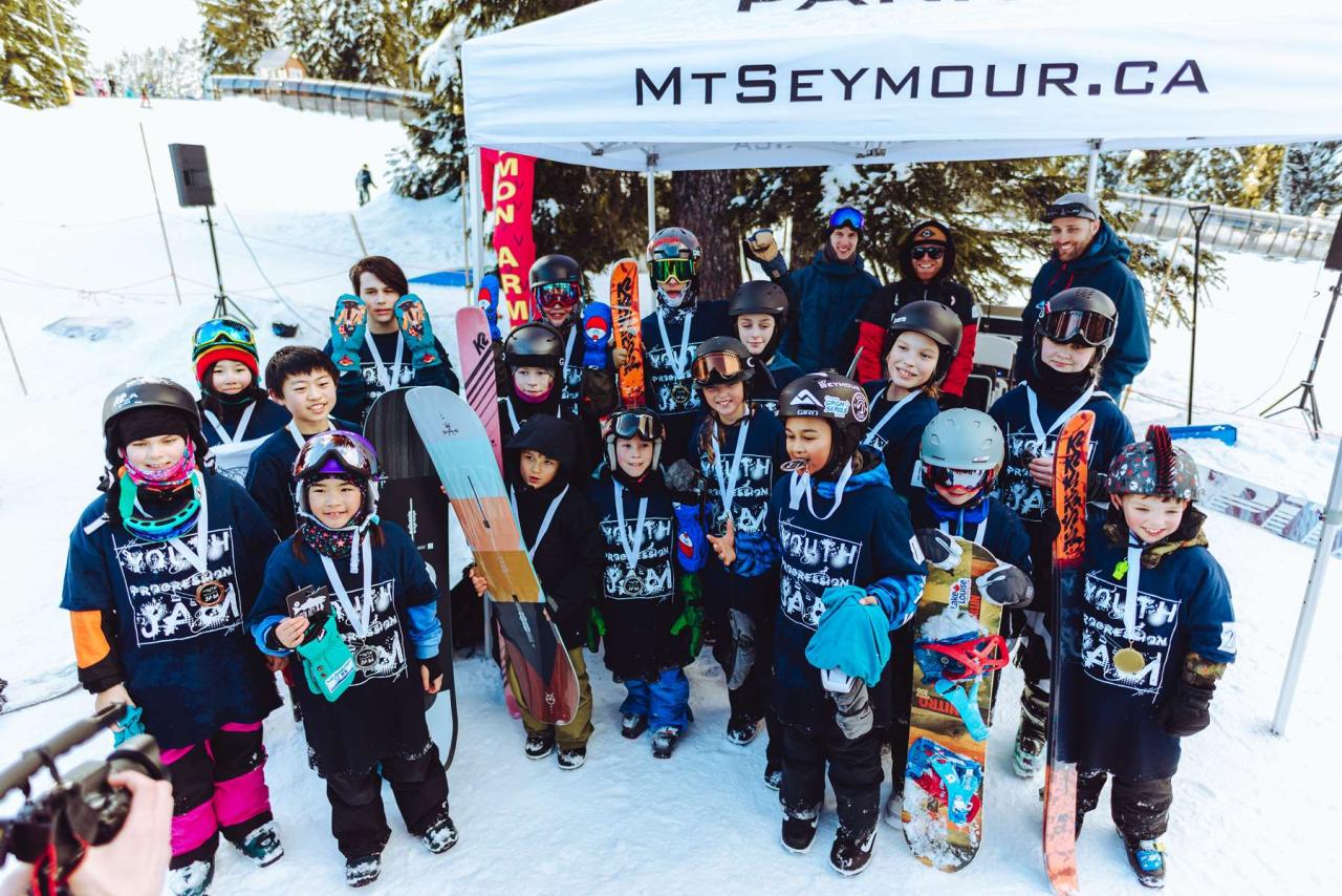 Mt Seymour Ski Resort in Vancouver - Learn to ski & snowboard